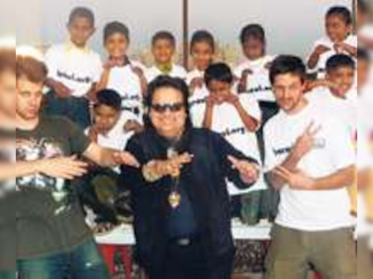 Bappi'da' discovers slum stars