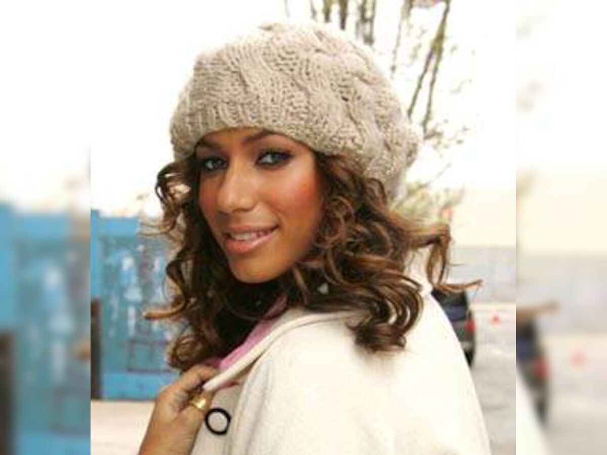 Leona Lewis takes her pet rabbit to recording studio