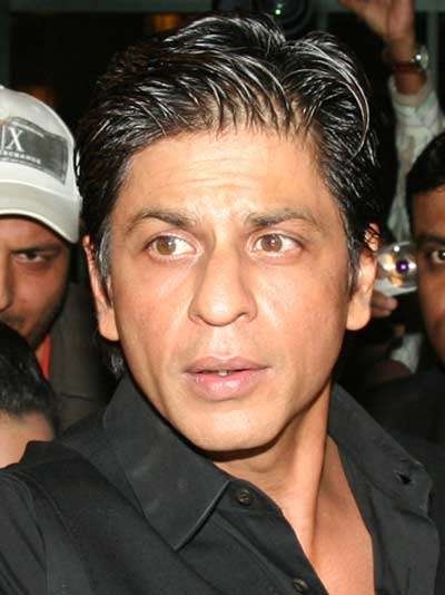 Shah Rukh Khan feels Pak players should have been picked Shah Rukh Khan feels Pak players should have been picked