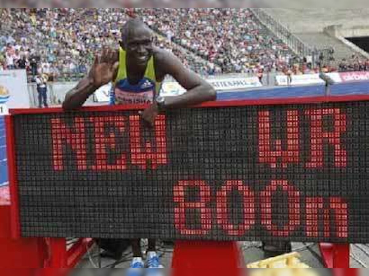 Kenyan David Rudisha breaks men's 800m world record