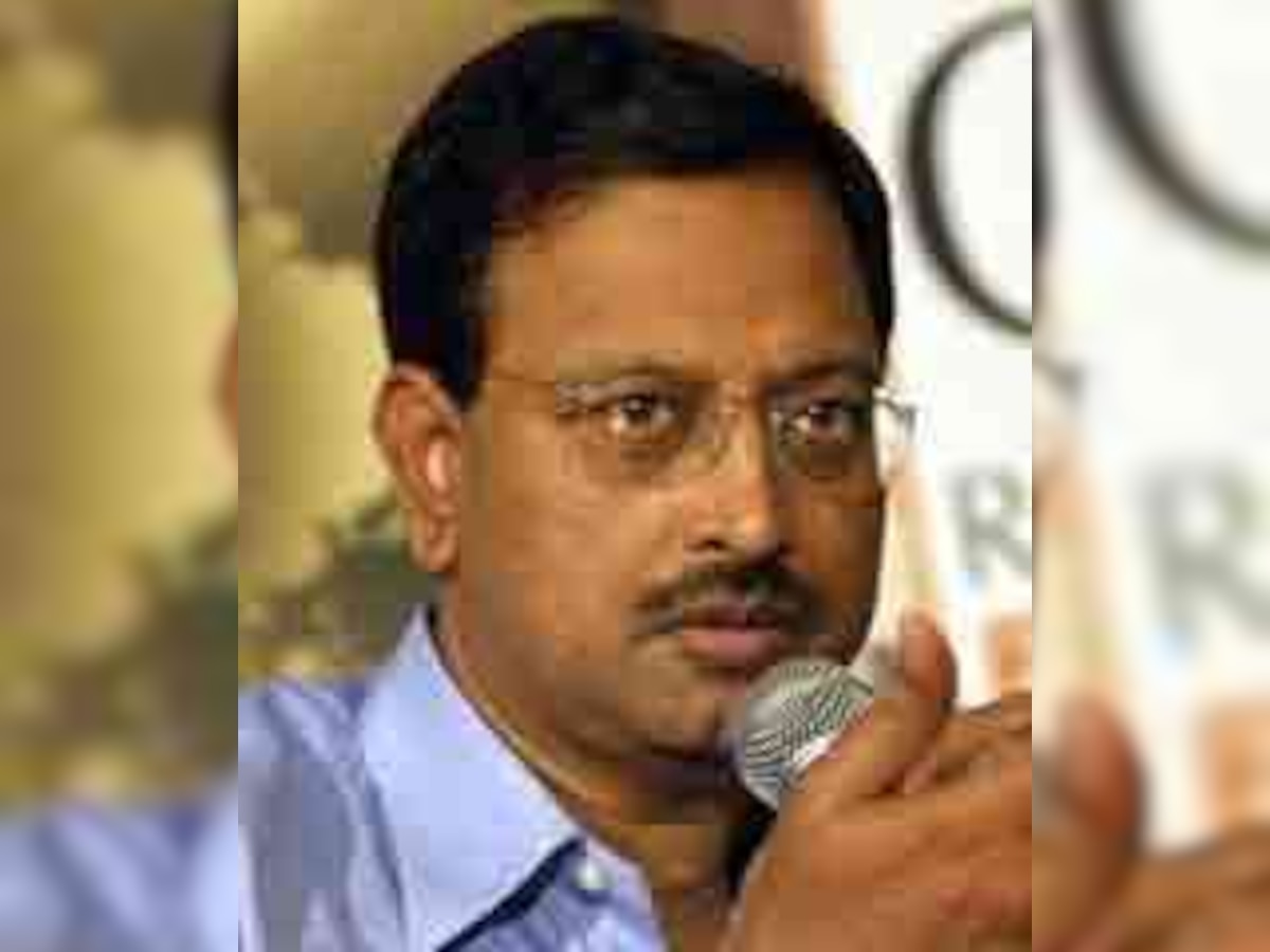 Satyam founder B Ramalinga Raju likely to surrender on November 10