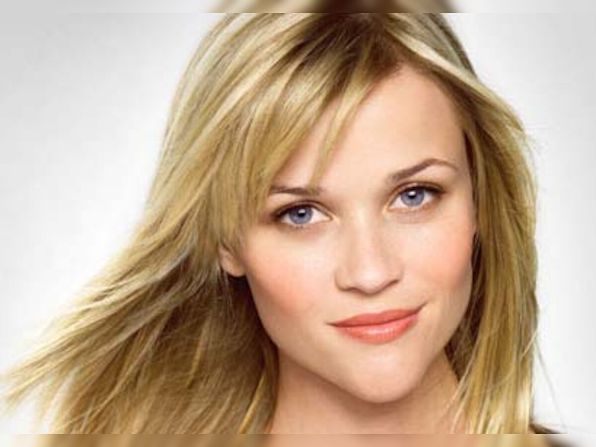 When Reese Witherspoon's kids 'freaked out' over softball accident