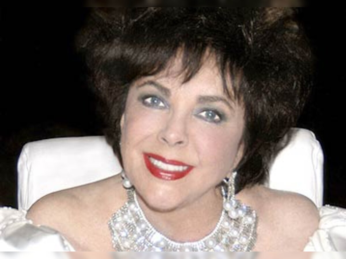 Elizabeth Taylor honoured for AIDS charity