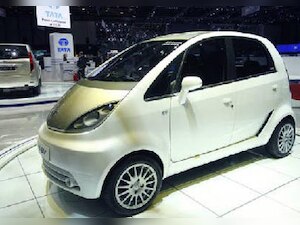 Tata Nano catches fire in Ahmedabad