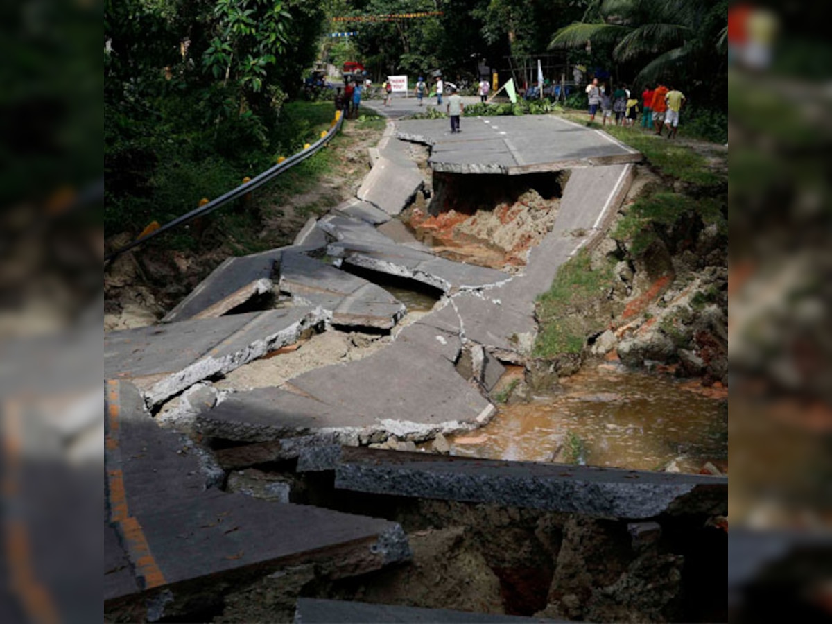 Death toll in Philippines earthquake touches 144