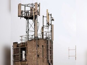 Viom may be first tower company to list overseas