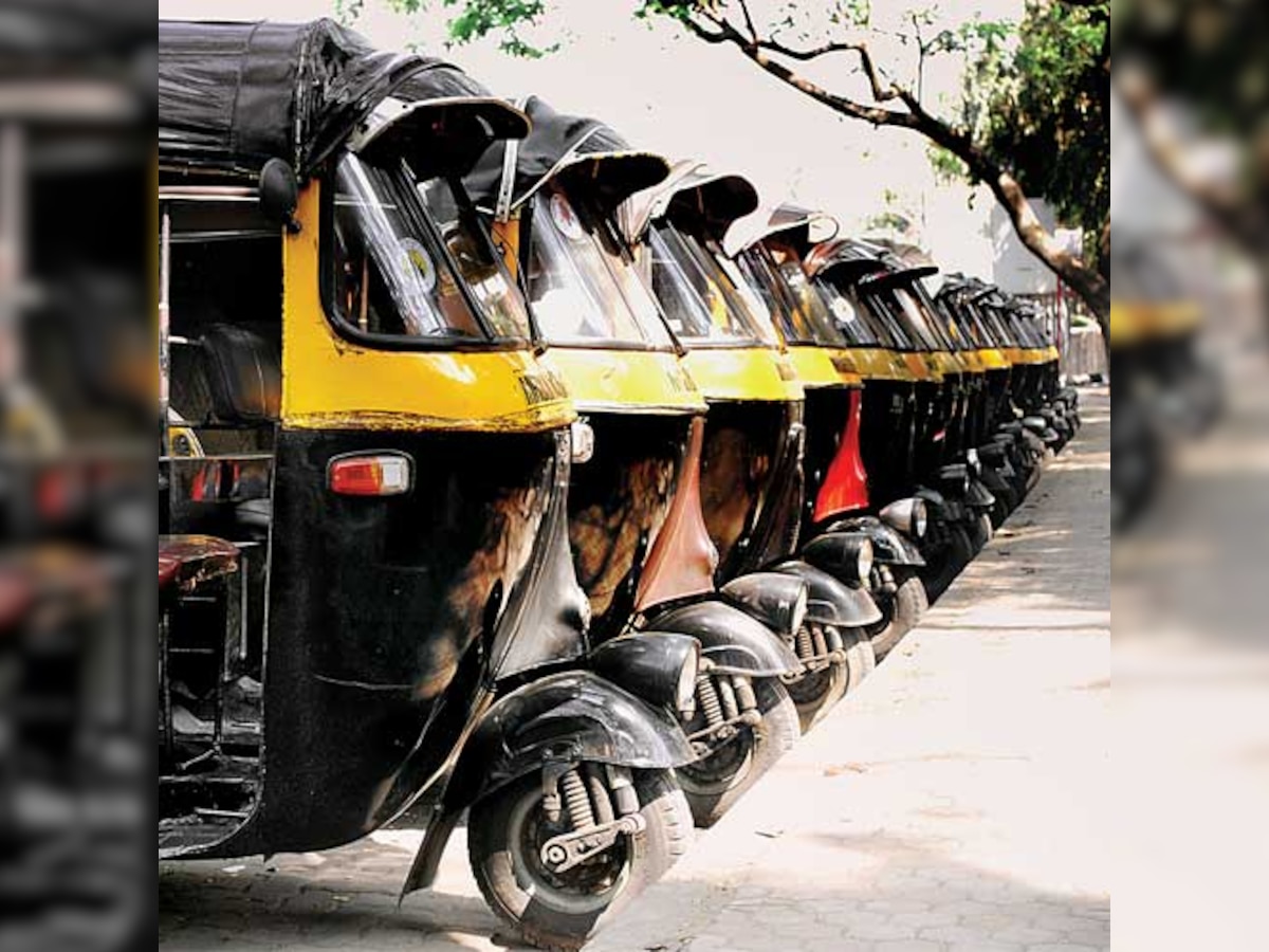 Panvel RTO takes action against old rickshaws