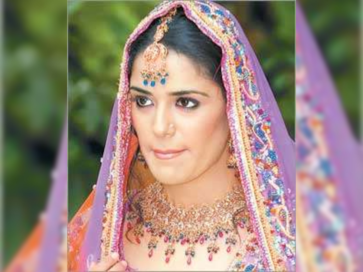 Bollywood bound Mona