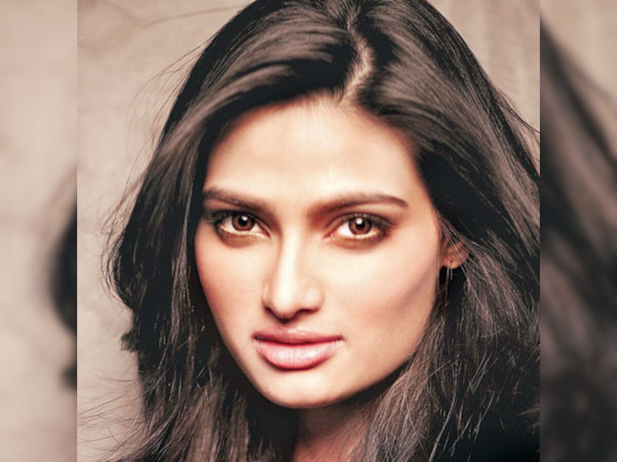 Athiya was confident, I was terrified!: Suniel Shetty