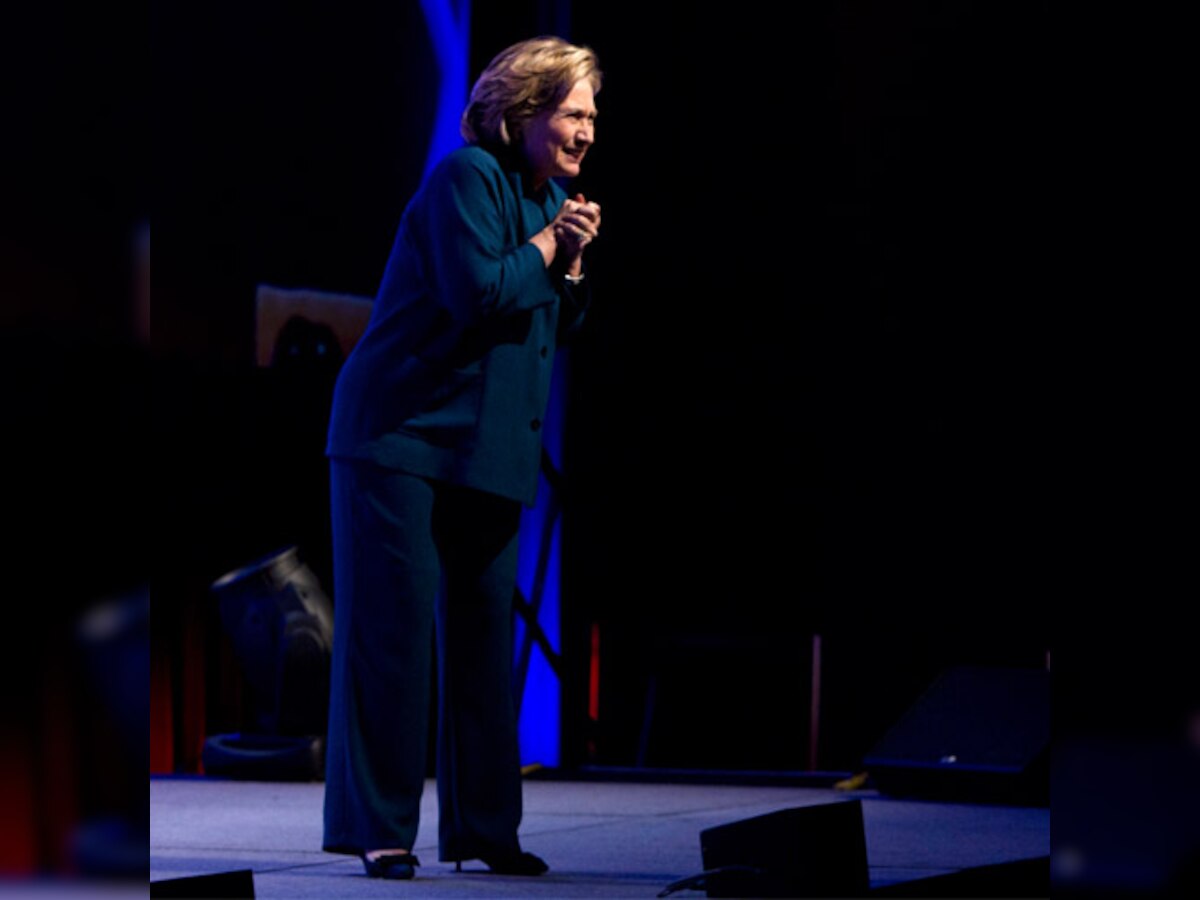Hillary Clinton dodges shoe during Las Vegas speech
