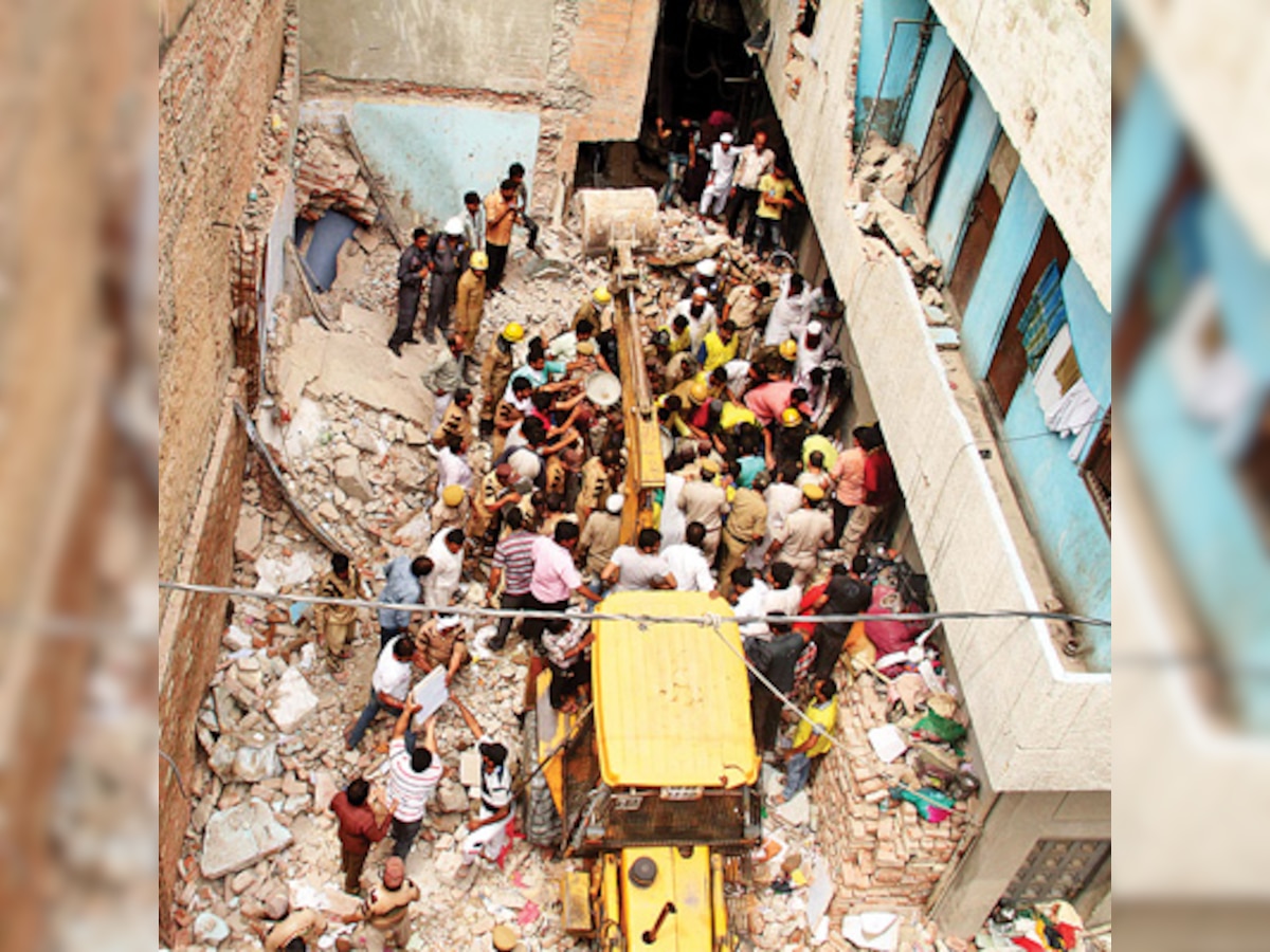Delhi building collapse claims 10 lives, including five children
