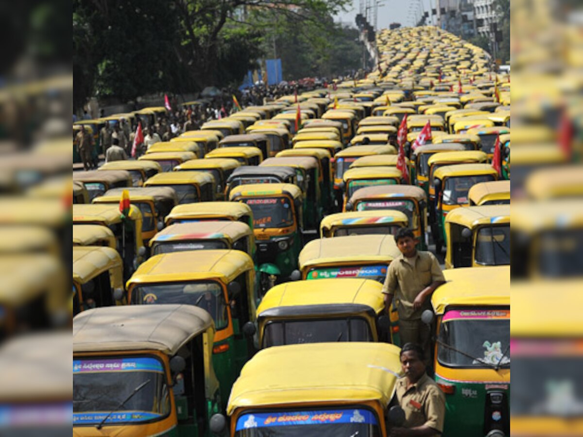 AAP and BJP in an 'auto' war