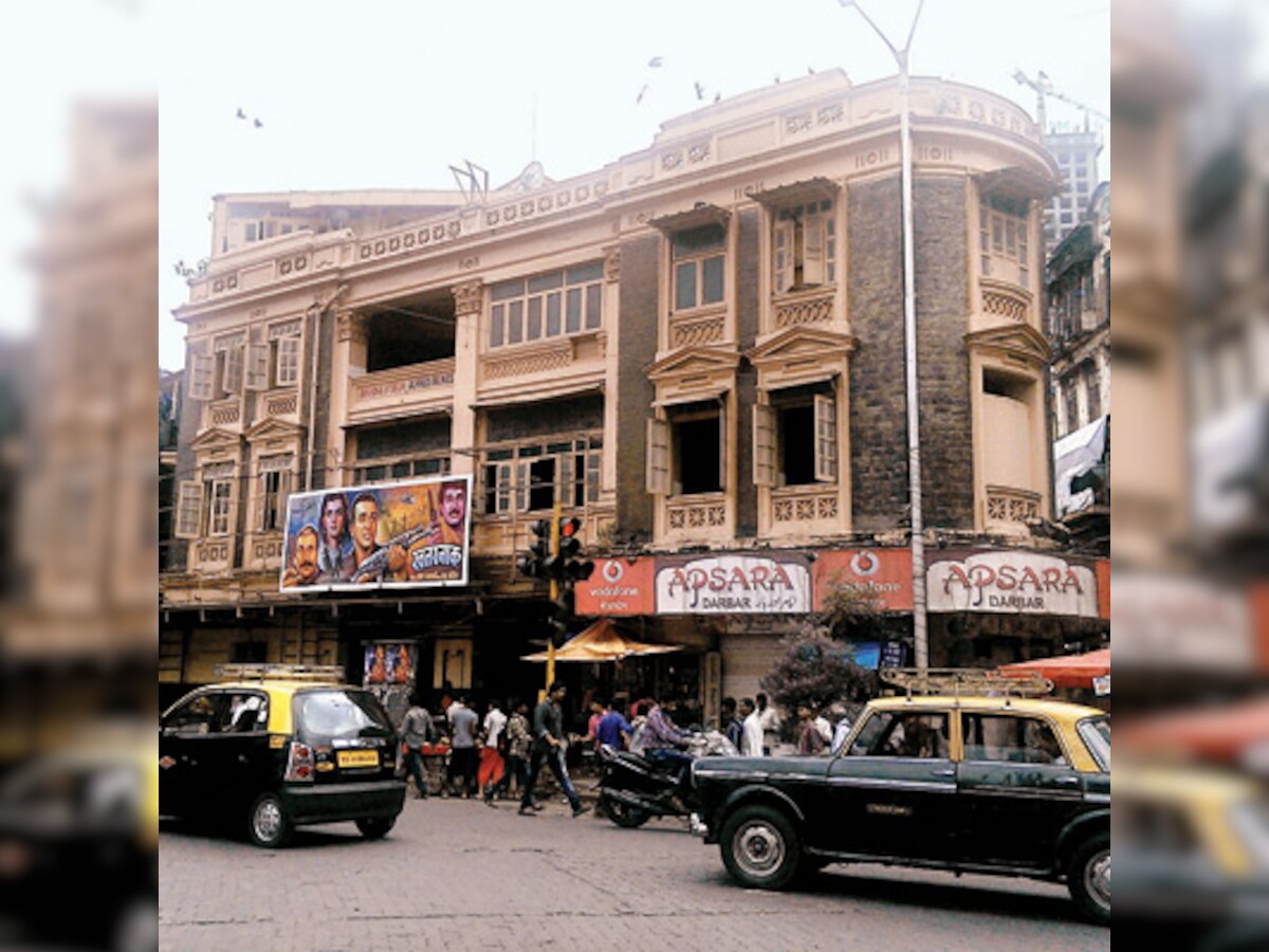The arc lights have dimmed on South Mumbai's Alfred Talkies—yesteryear ...