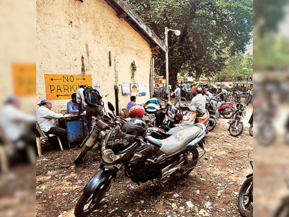 No touts, more parking space make RTO a better place