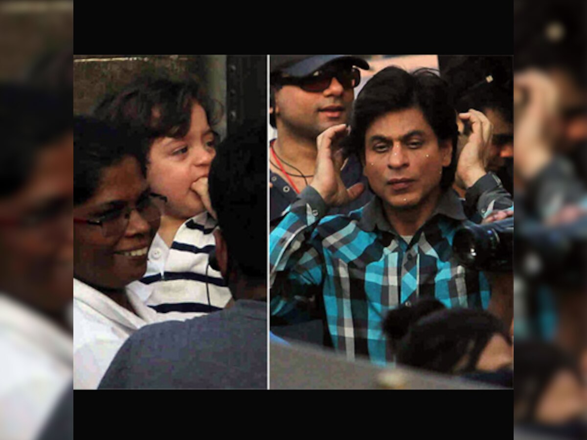 Shah Rukh Khan's baby Abram Khan watches while dad shoots for 'Fan'