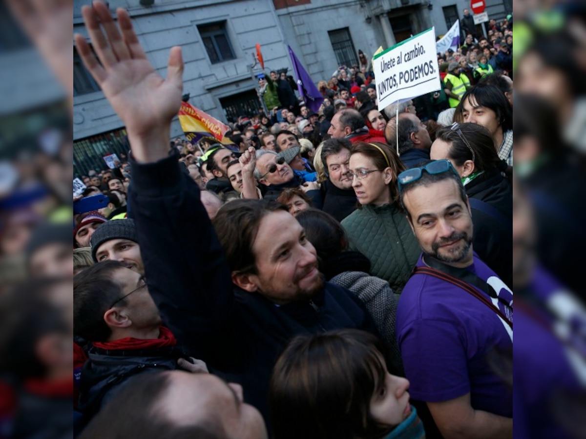 Tens of thousand rally for Spain's Podemos before elections