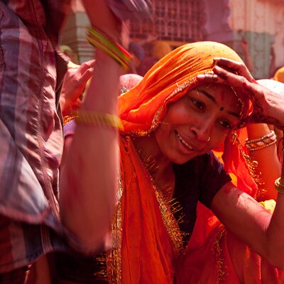 6 reasons why you should travel to Mathura for Holi