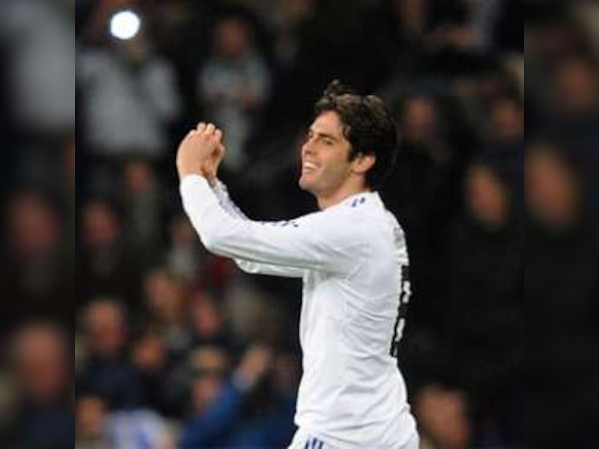 Kaka's heroics save Orlando City the blushes; LA Galaxy collapse ...