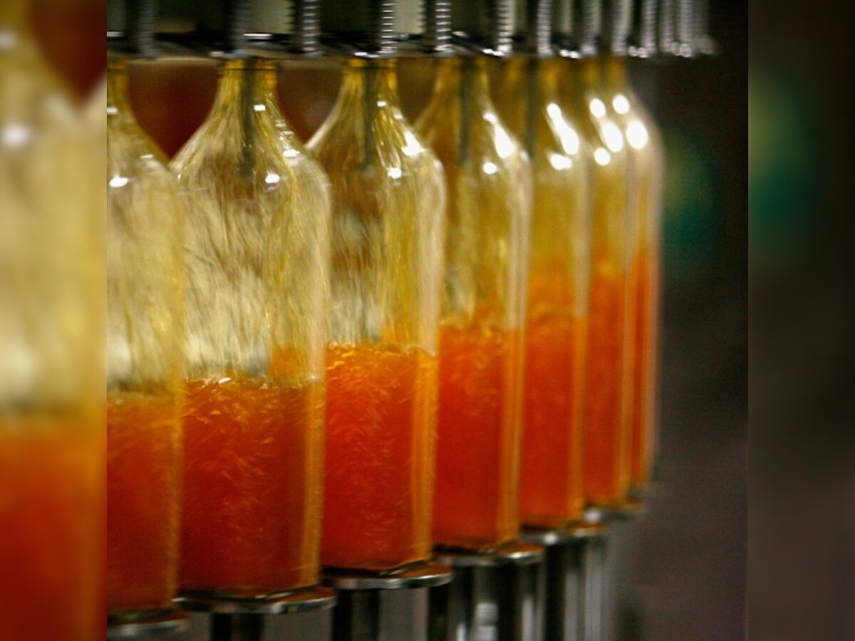 Mandatory warning cannot make alcohol, pan masala 'unsafe', says FSSAI