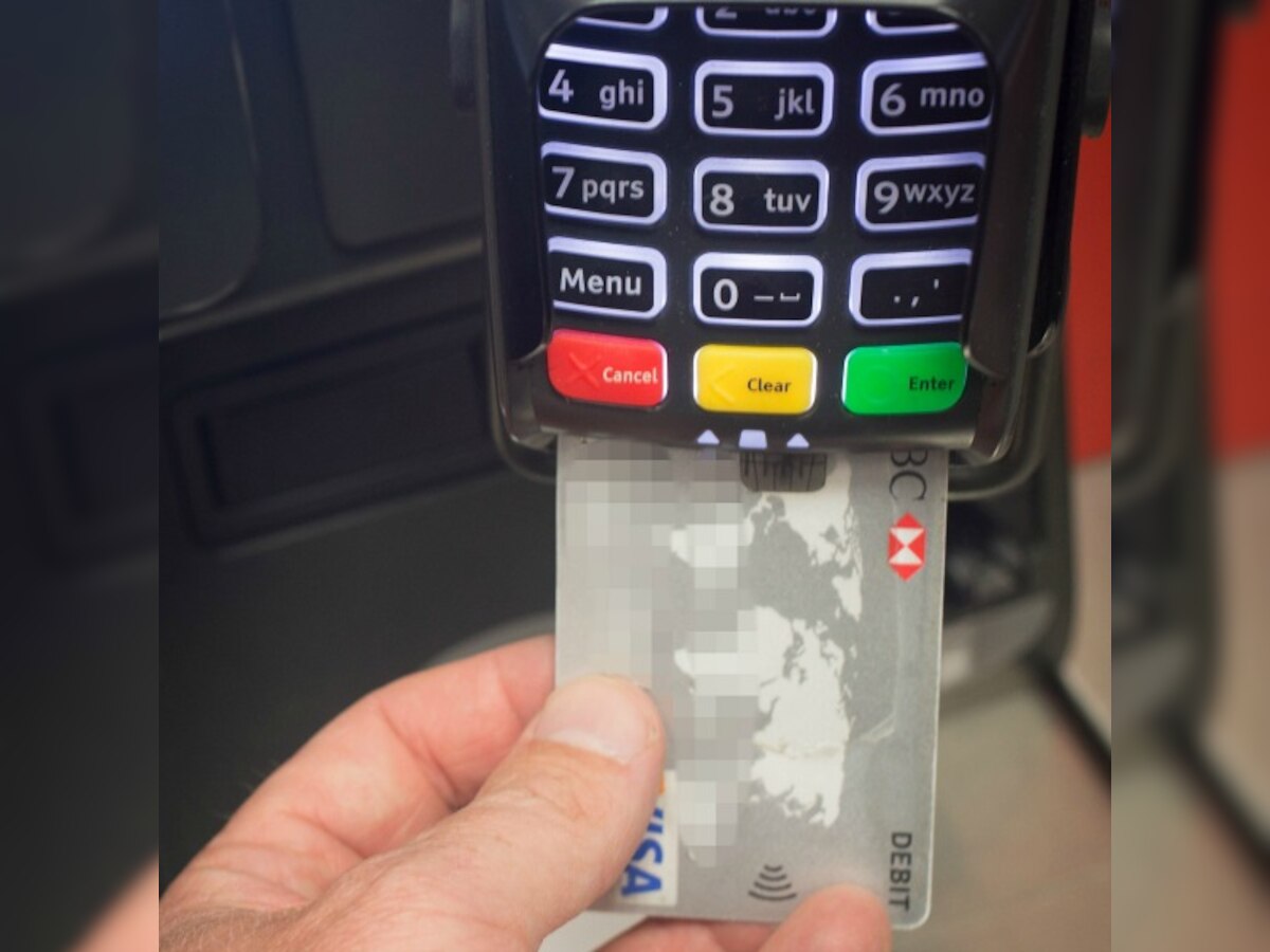 Uber introduces debit card payment