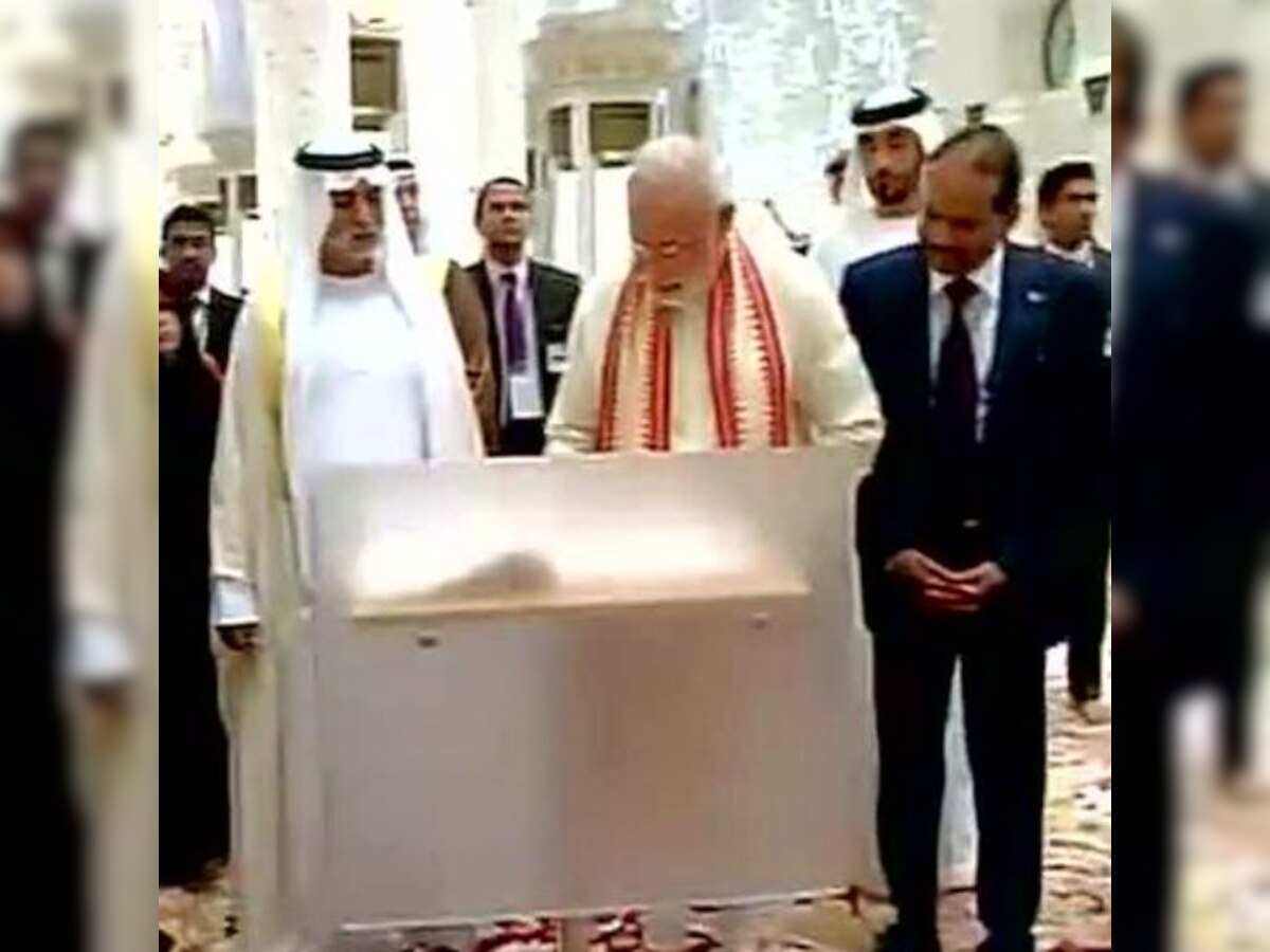 PM Narendra Modi visits Sheikh Zayed Grand mosque in UAE, takes selfie