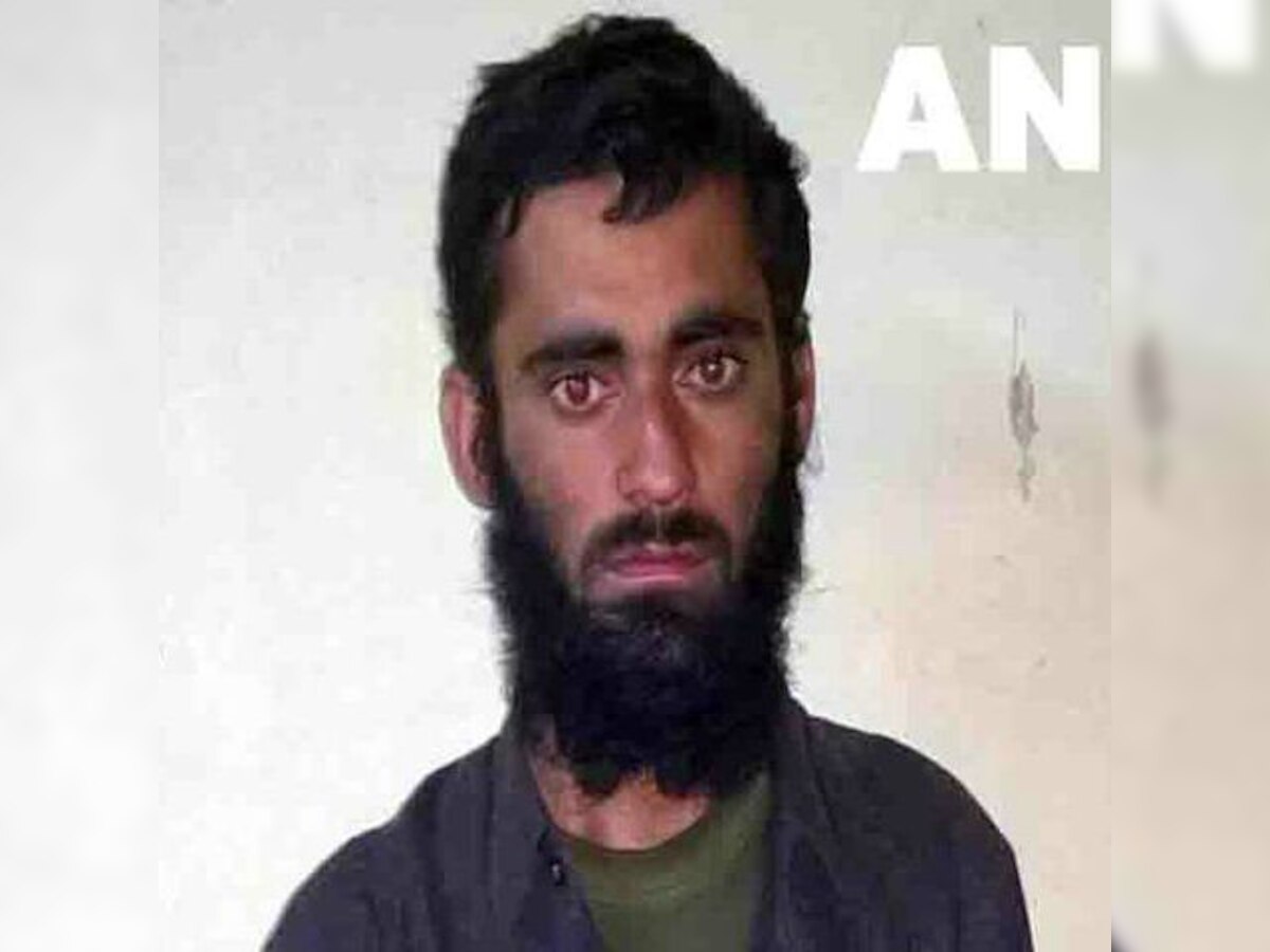 Pakistan terrorist caught alive: Security forces release picture