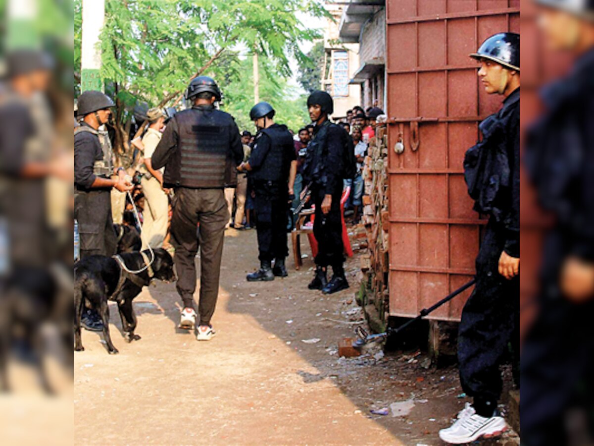 Bangladeshi national held in connection with Burdwan blast