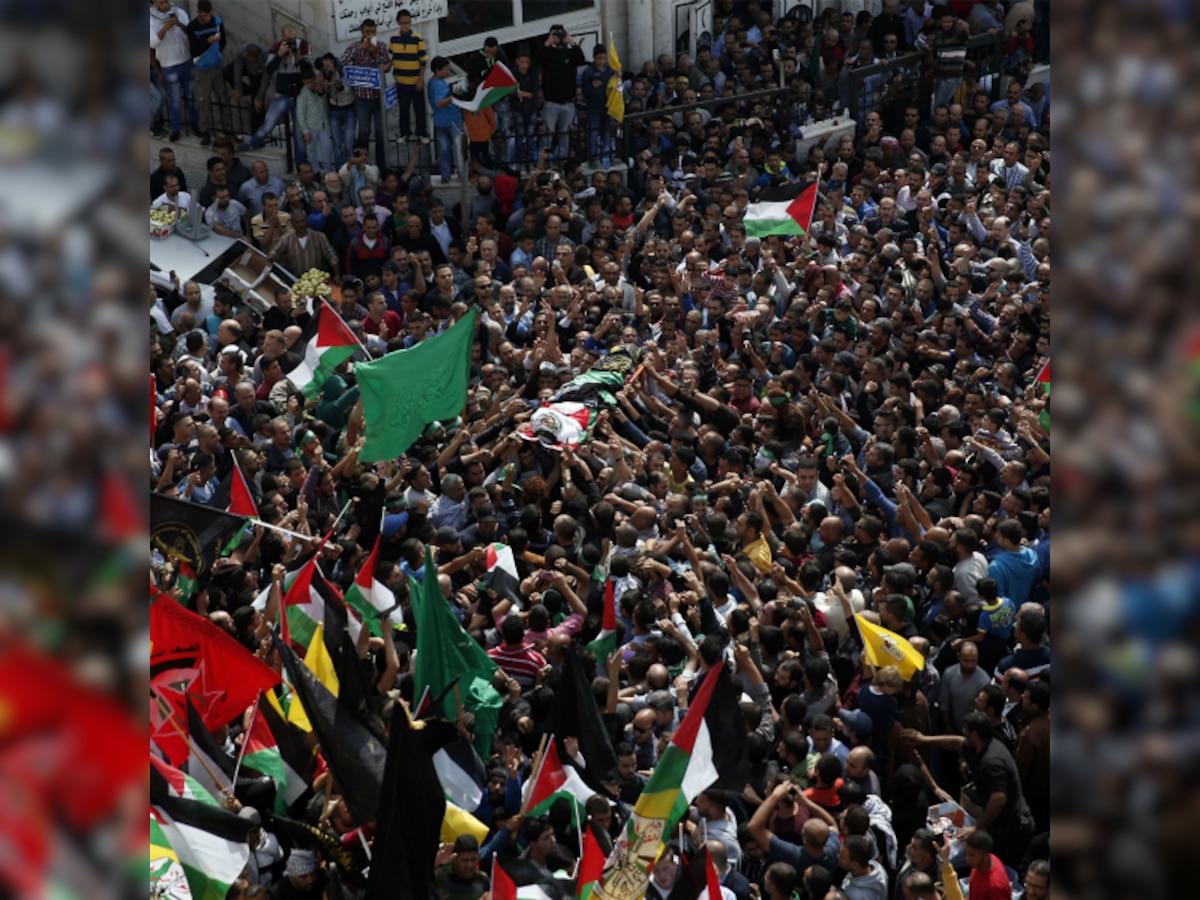 Israeli-Palestinian violence intensifies; Arabs and Jews stabbed