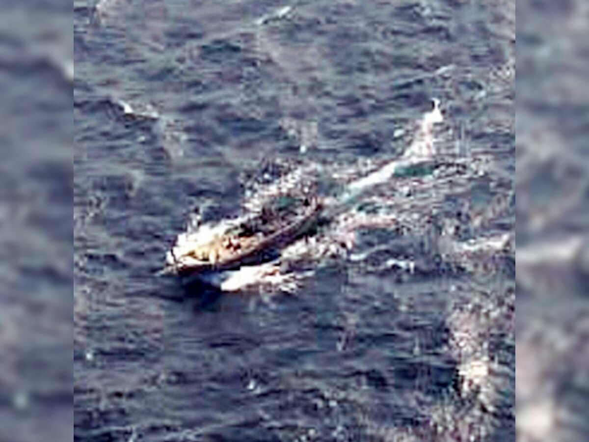 Four refugees drown off Greek island, three missing