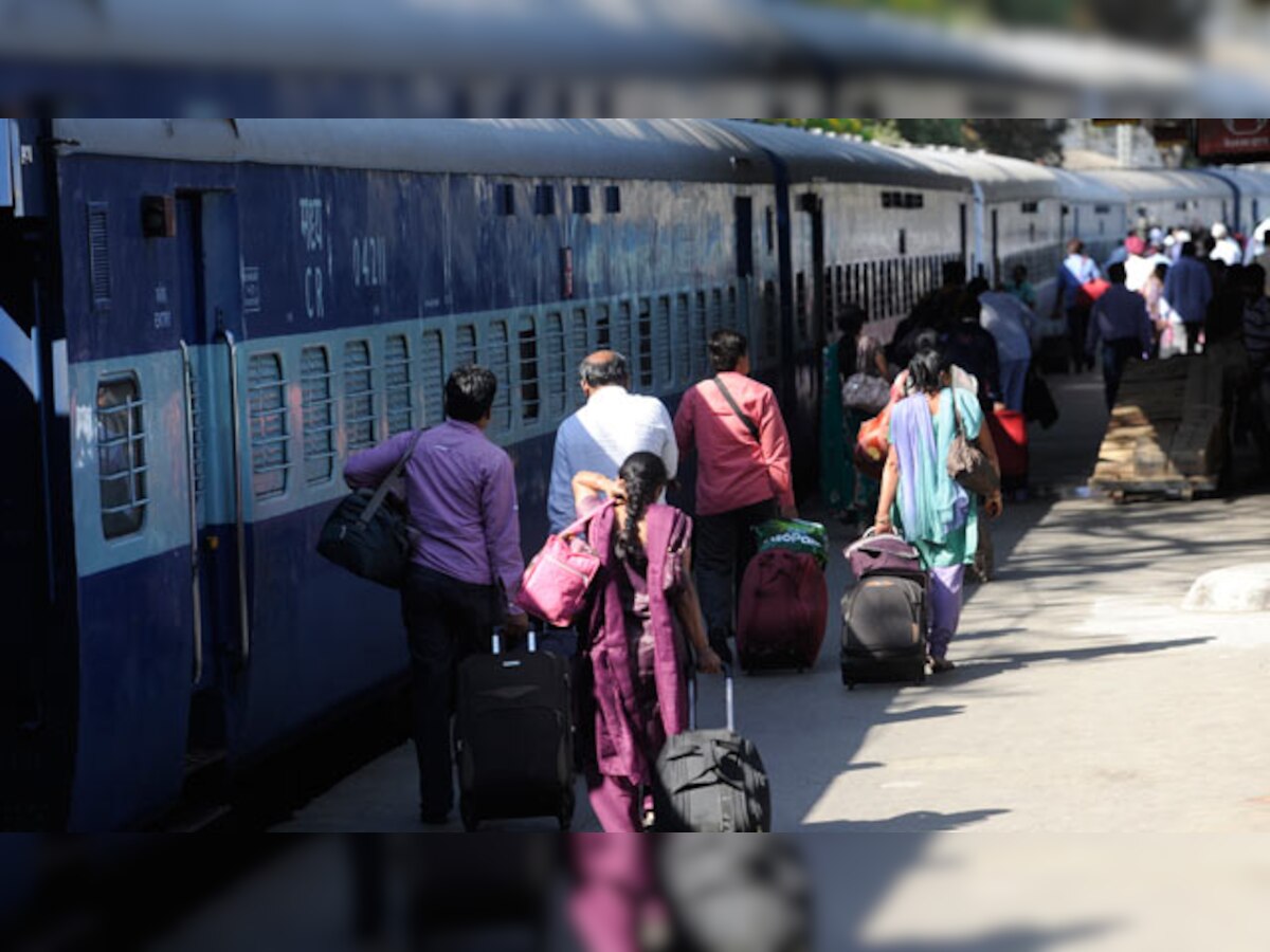 Thane Malayalees come together to make their train commute better