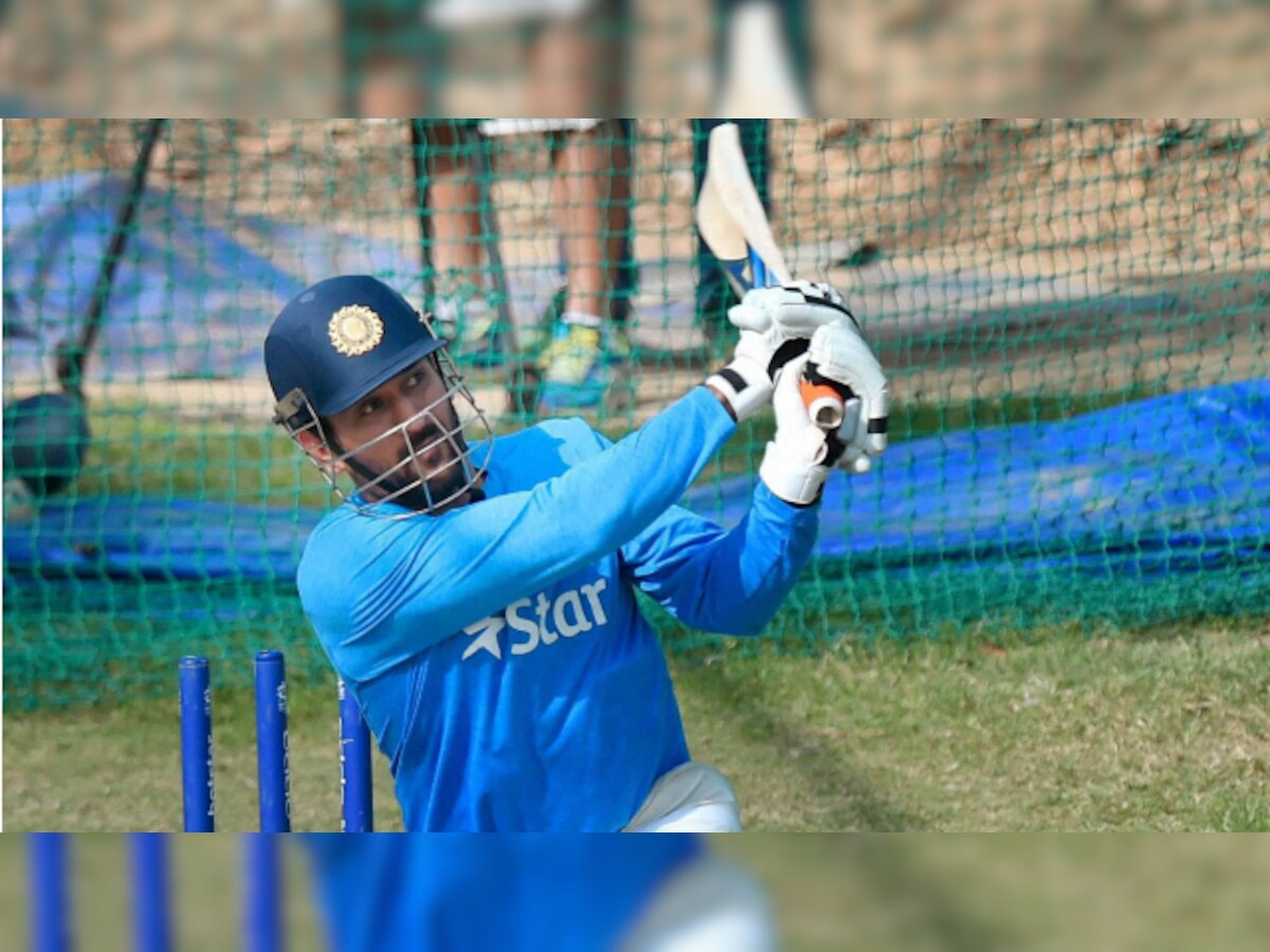 See: Dhoni appears in brand new official jersey of Rising Pune Super Giants