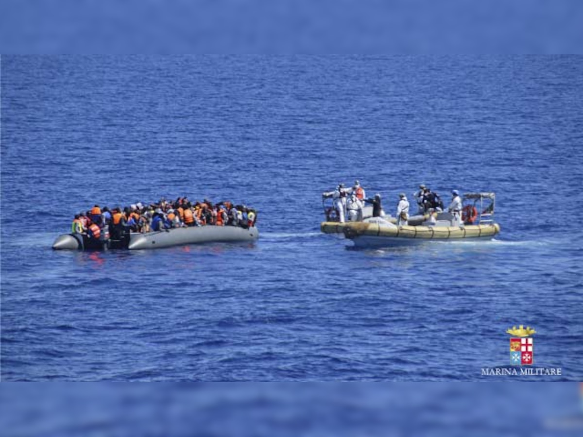 Italy rescues 4,000 refugees in two days