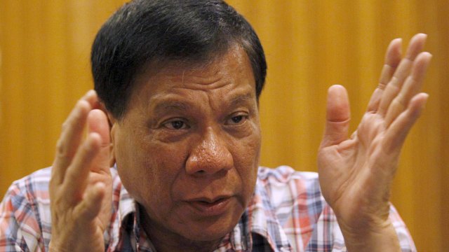 Frontrunner In Philippines Presidency Race Rodrigo Duterte Apologises