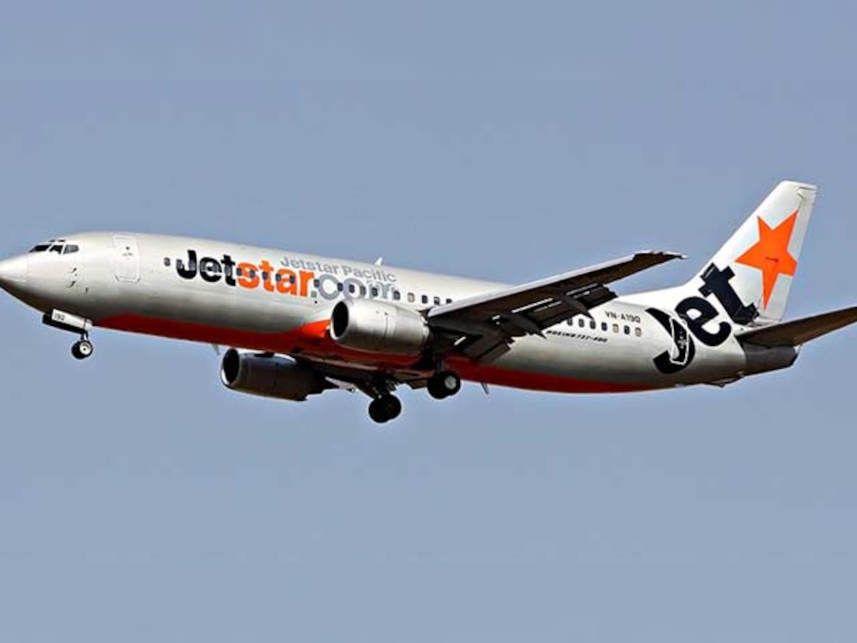 Woman gives birth on flight, baby named after Jetstar airlines