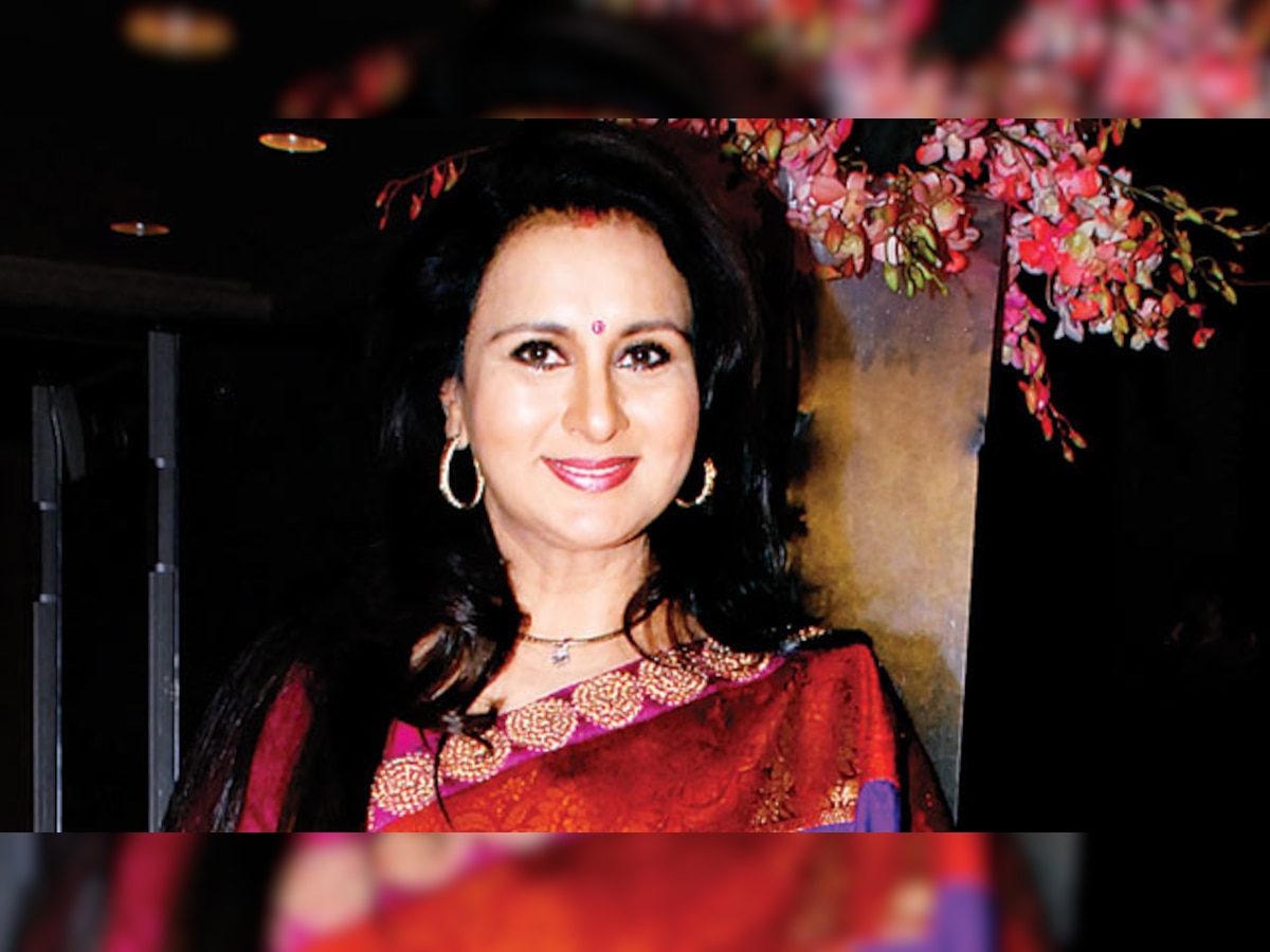 Poonam Dhillon turns sutradhar for Santoshi Maa
