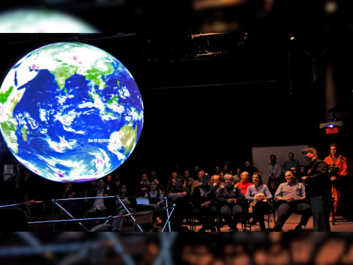 'Science on a Sphere' lets you study visuals of the changing Earth in ...