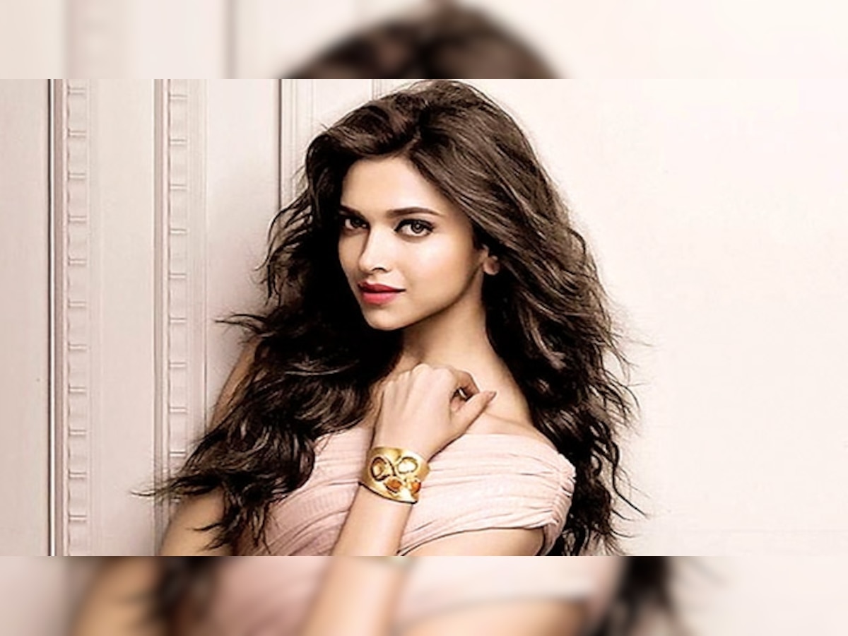 Deepika Padukone becomes the most followed woman on Twitter in Asia!