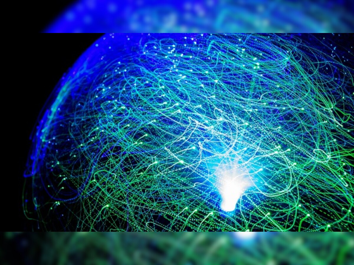 Scientists create world's first photonic neural network