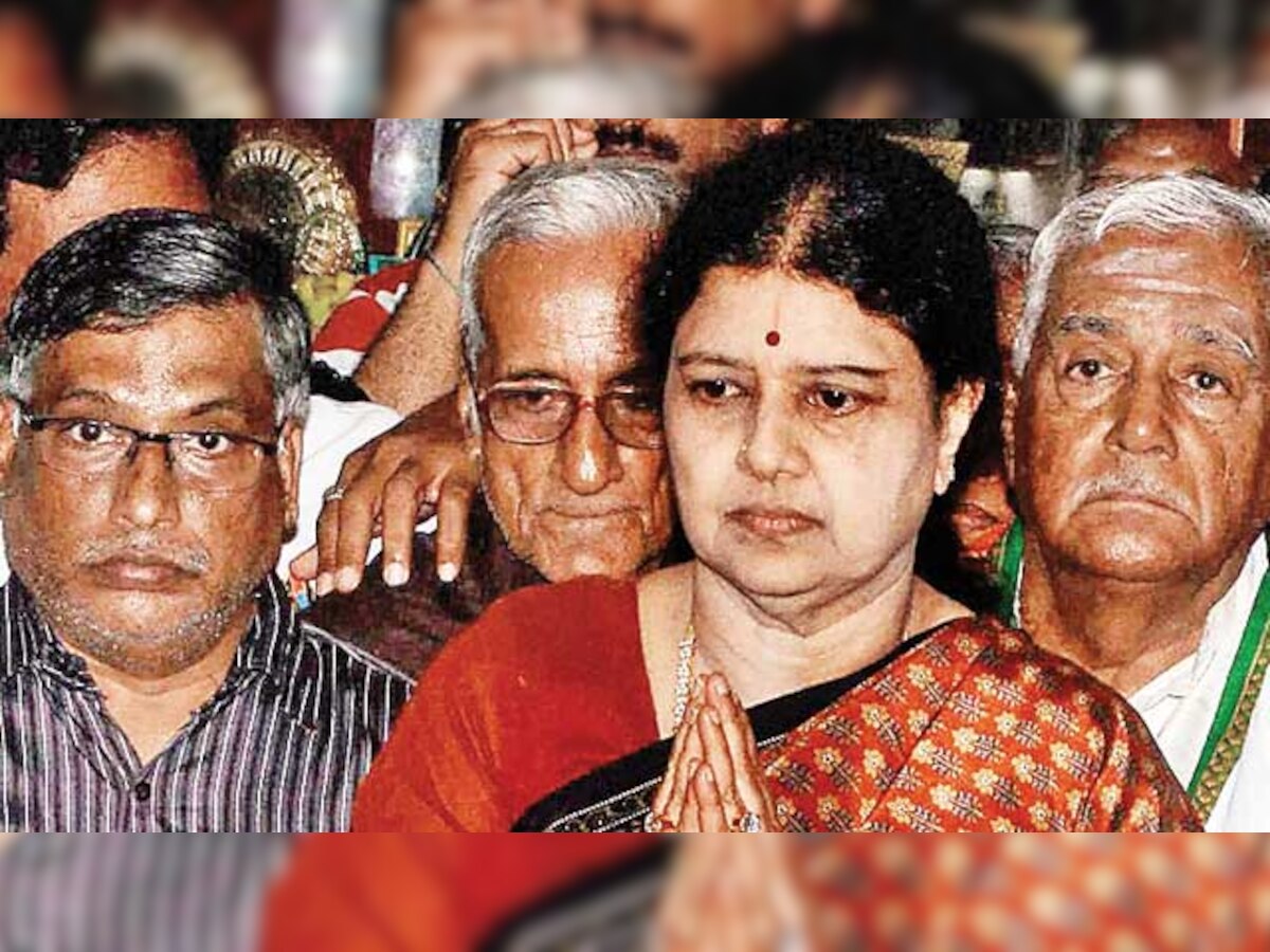 Sasikala uses the power of the Garden in Tamil Nadu