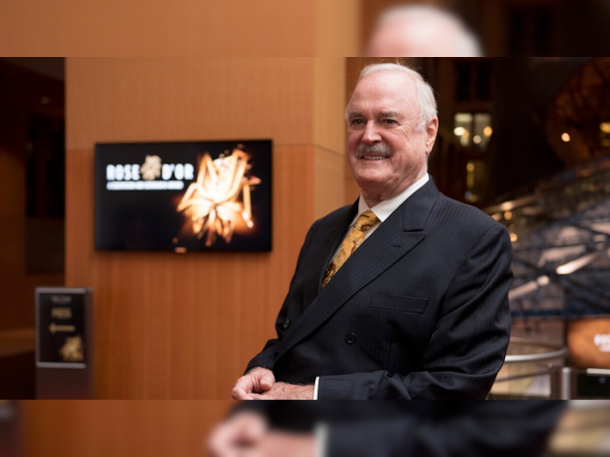 Is John Cleese headed to DC Universe with 'Batman', 'Justice League ...