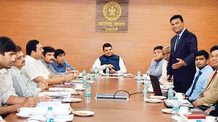 Maharashtra govt to help Capt Amol Yadav start manufacturing facility ...