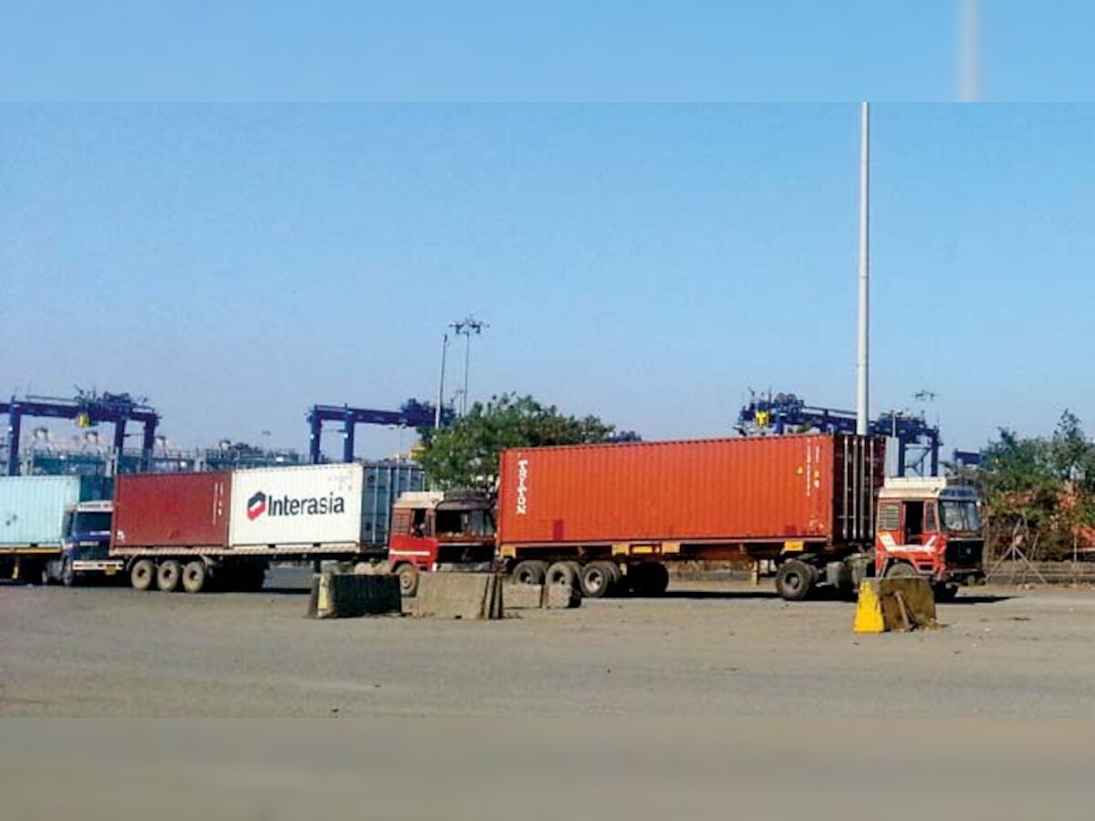 JNPT to appoint transporters for faster direct port delivery