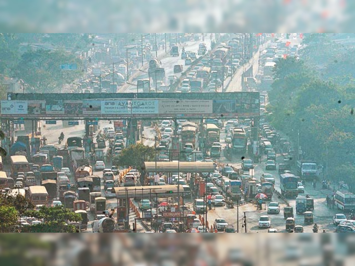 Illegal parking main reason behind Dahisar naka pile-up