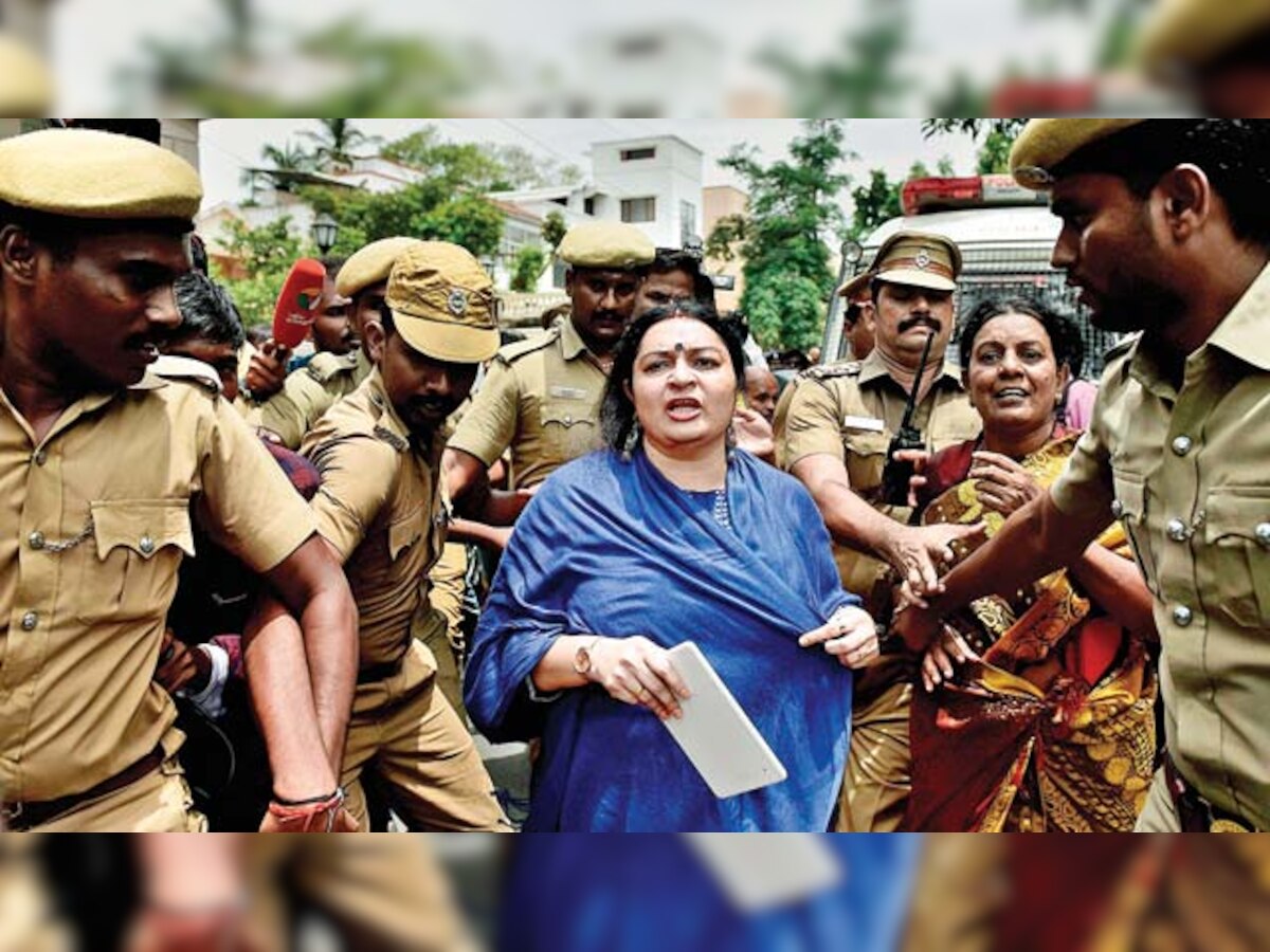 Jaya's niece Deepa says she was manhandled in Poes Garden bungalow