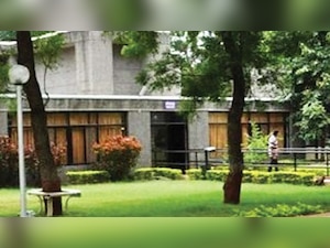 Maharashtra government to set up policy research institute