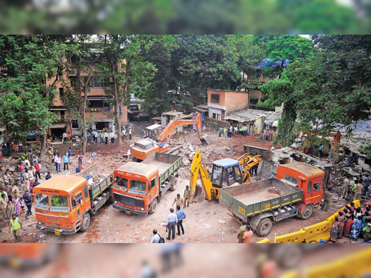 Police to return belongings of residents soon