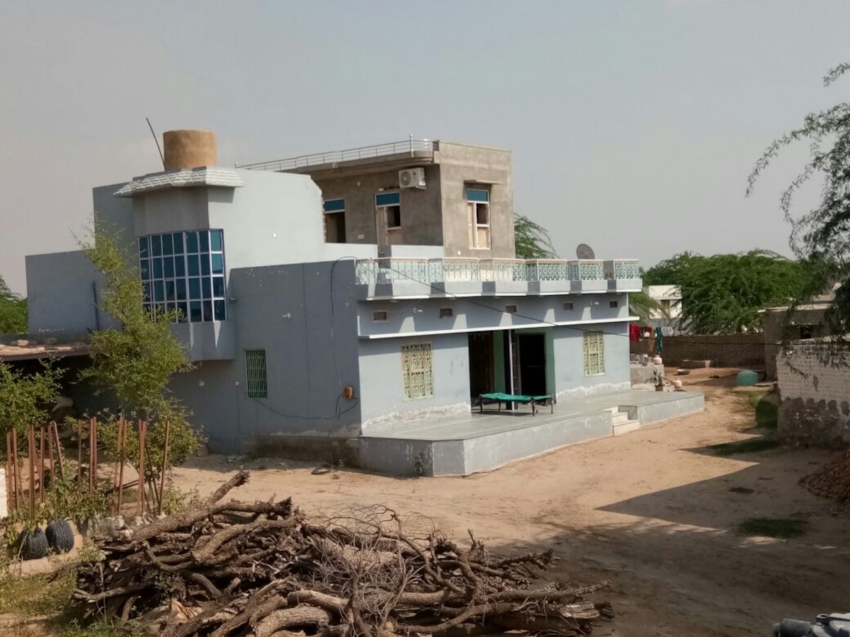 CBI team raids ancestral home of arrested Mumbai I-T deputy commissioner