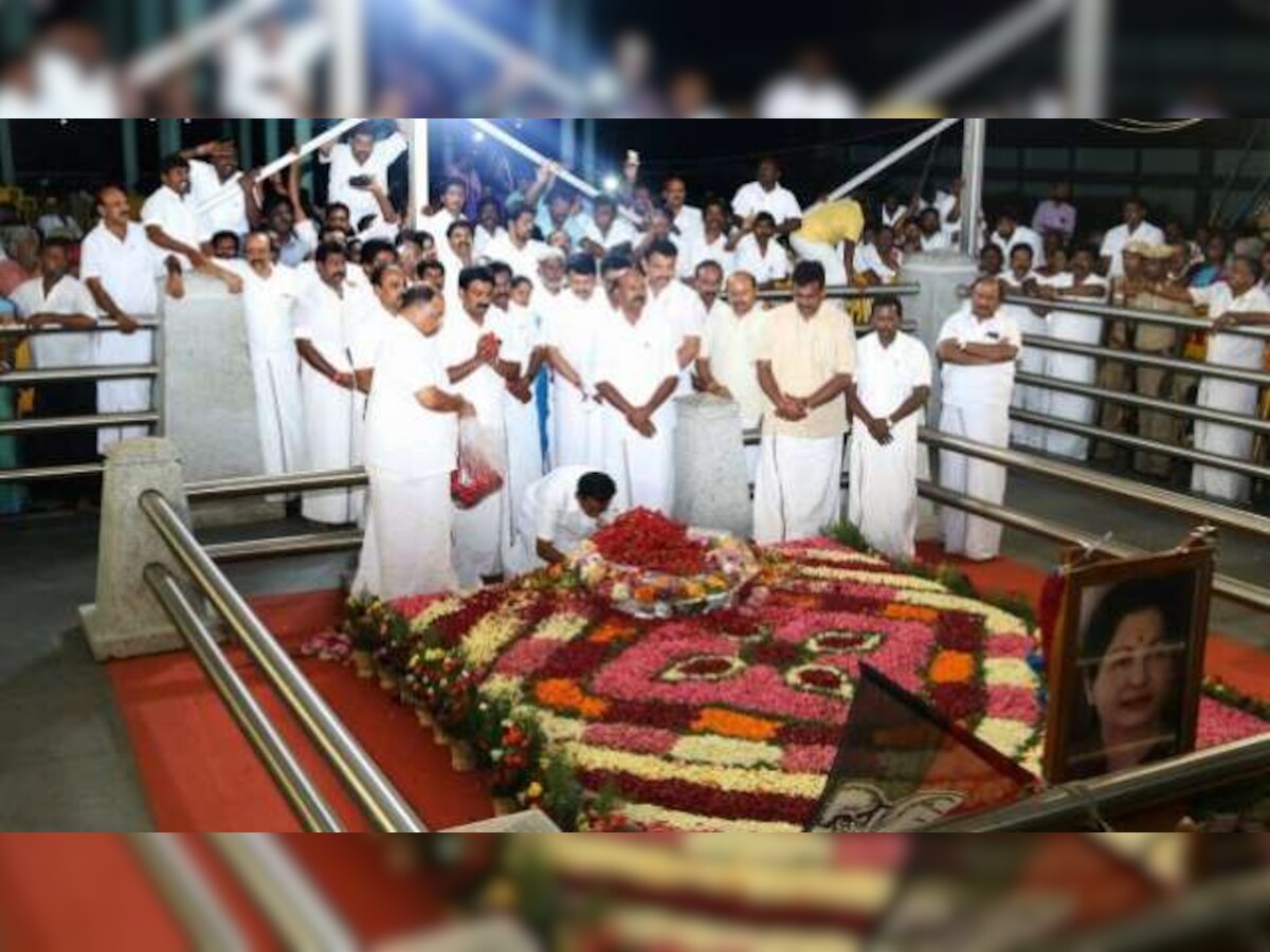 Two-leaves symbol case: AIADMK delegation to meet EC officials today
