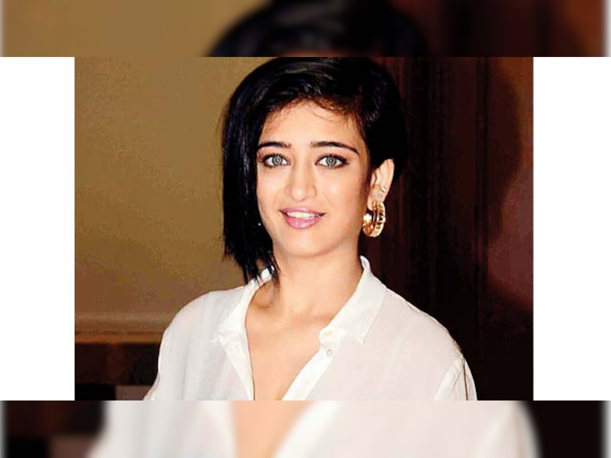 Kamal Haasan's younger daughter Akshara to make her digital debut