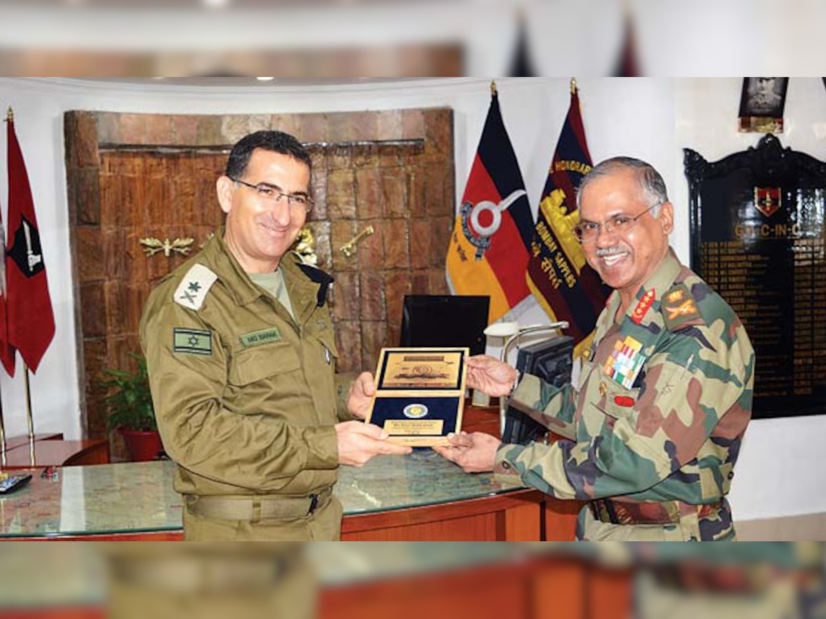 Top Israeli commander visits Northern Command HQ in J&K